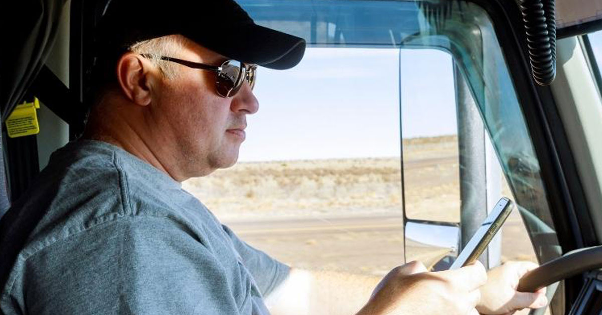 Distracted Driving – 7 Tips to Stay Safe