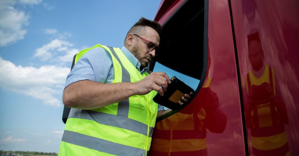 Fleets must prepare drivers for roadside inspections, safety